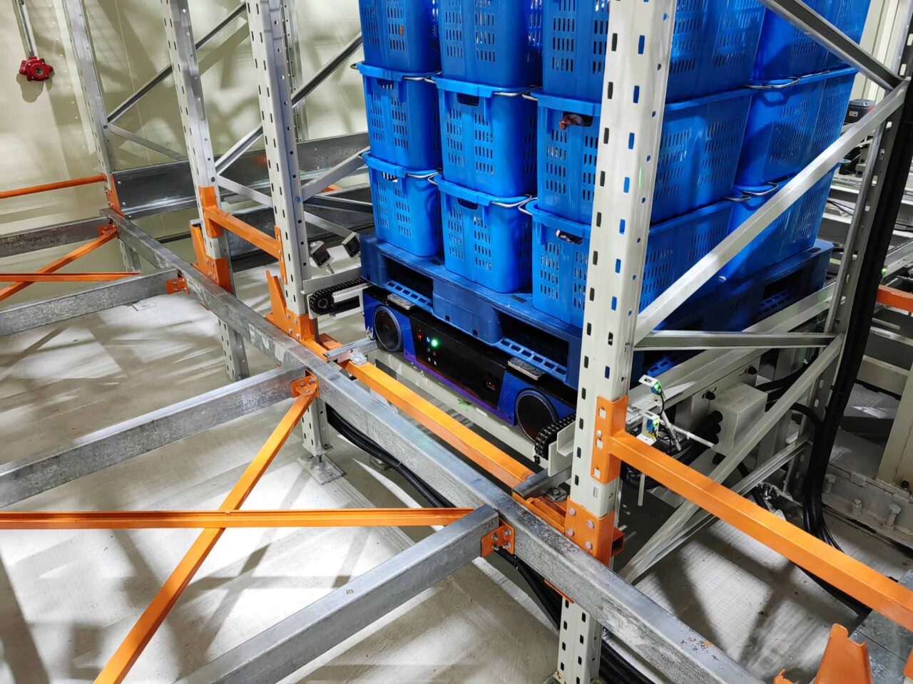 Intelligent Upgrade Of Japanese Cold Storage - ZIKOO ROBOTICS